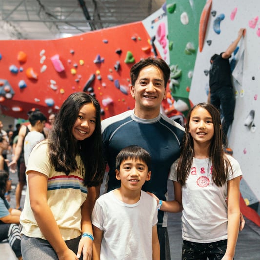Climbing with Kids: Tips for Introducing Little Ones to the Sport